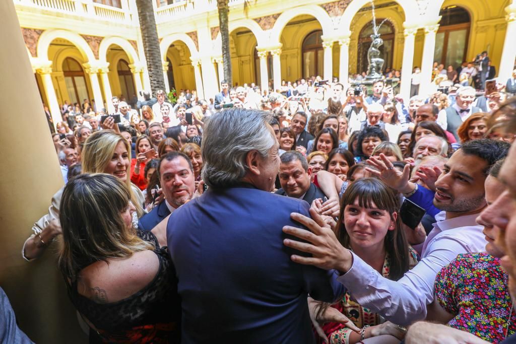 Fernández confirmó la visita del FMI y prometió una inflación de un ...
