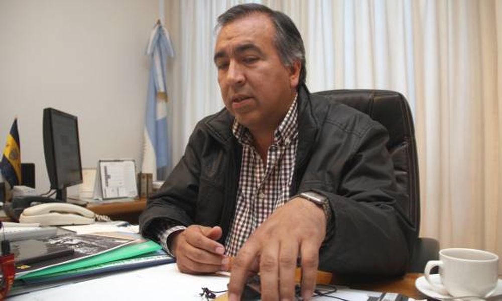 En Turismo, la carrera ya largó