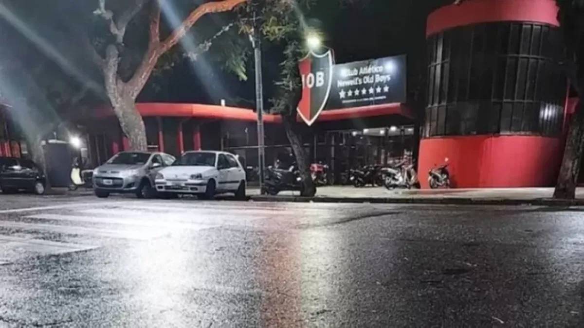 Asesinaron a un joven en la puerta de Newell’s y dejaron un mensaje ...