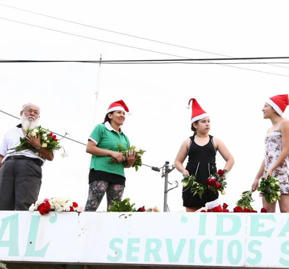 Para Santa Bárbara, 4.000 flores pocitanas