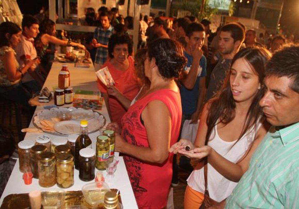 Un circuito donde la gente puede probar desde jamón a fernet, gratis