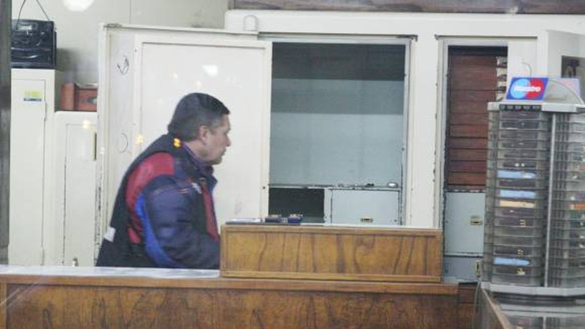 Roban al menos $35.000 y joyas en pleno microcentro y con un rehén