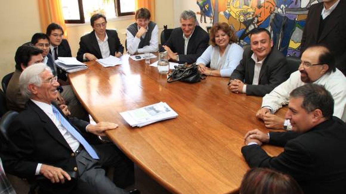 Rawson: sigue el diálogo, pero si se levanta el paro