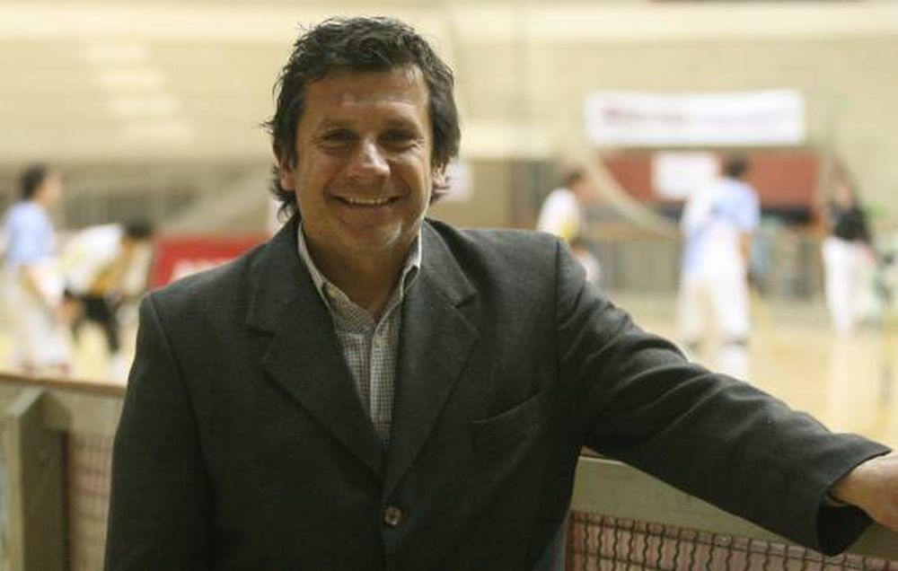 Gioja pone paños fríos a la guerra K vs. Scioli