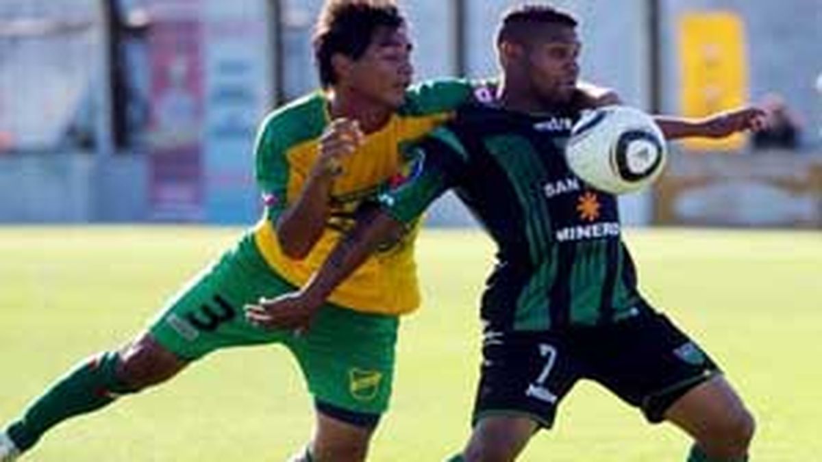 Roberval todavía no arregló en Sportivo y su futuro es incierto
