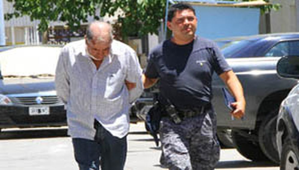 Tejada pelea por su vida y la familia afirma que nunca recibió ayuda