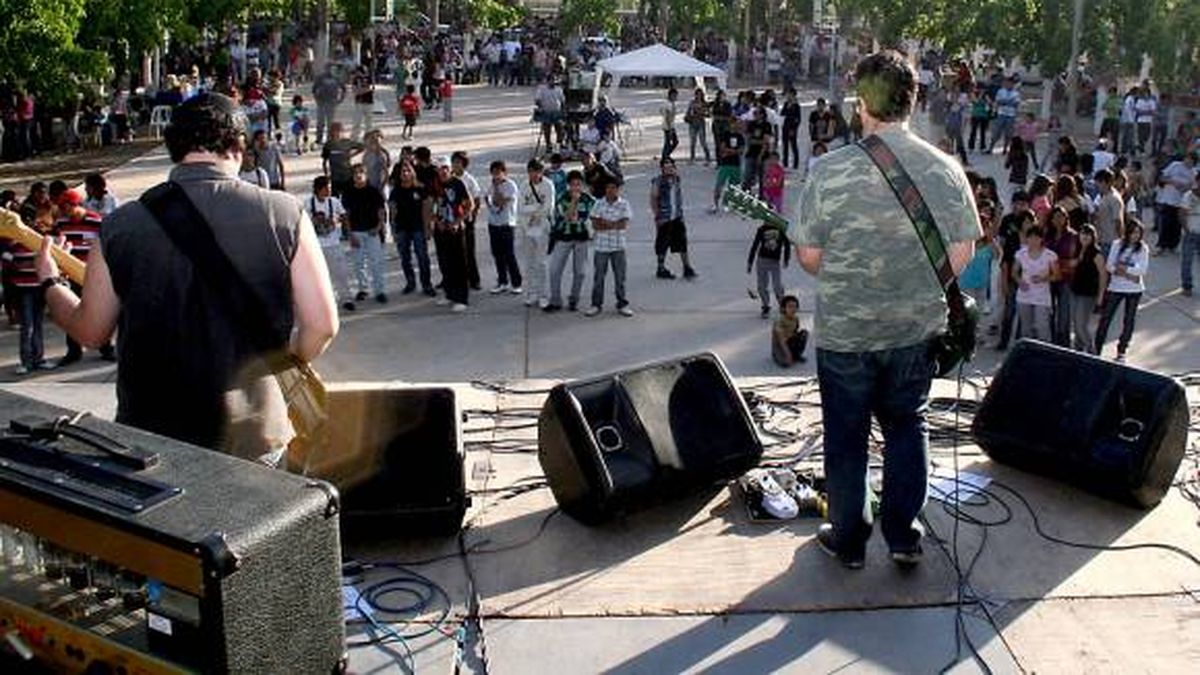 Con fiestas y deporte el interior copó sus plazas