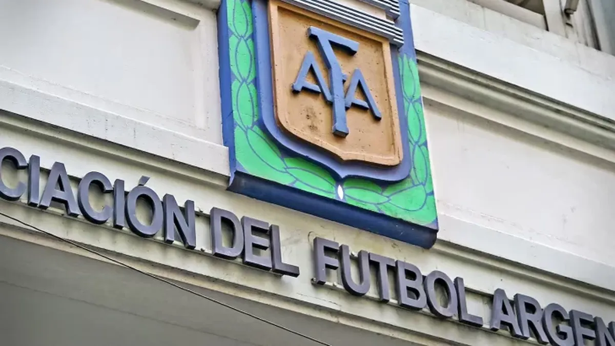AFA: Explosivo audio revela presunto desvío millonario de fondos
