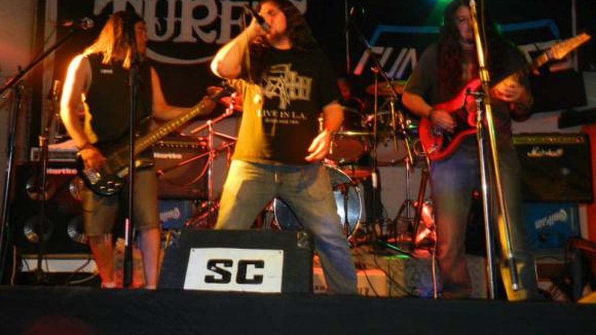 Que vengan las bandas a tocar