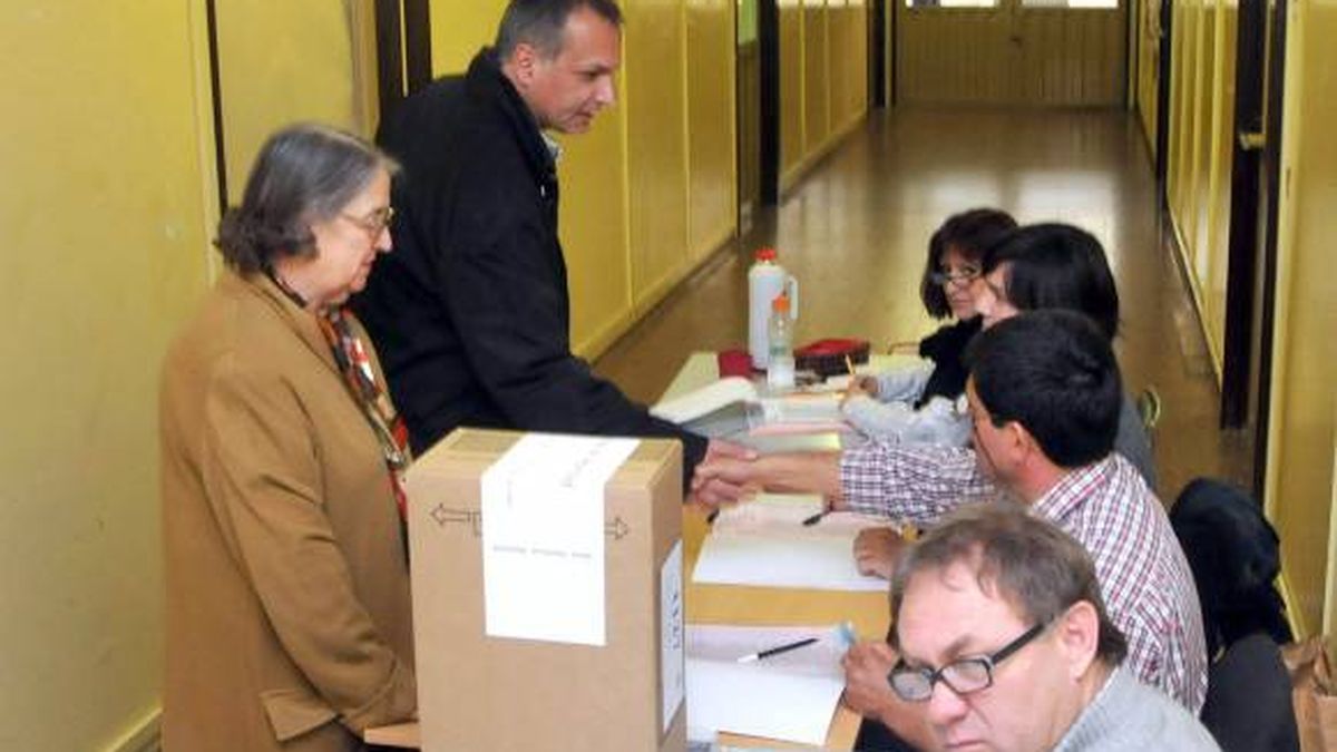 El dasnevismo ya debate su alineamiento con CFK