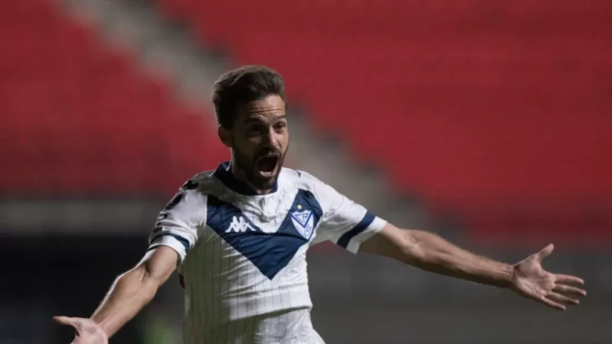Vélez ganó en Chile y ahora sueña con la clasificación