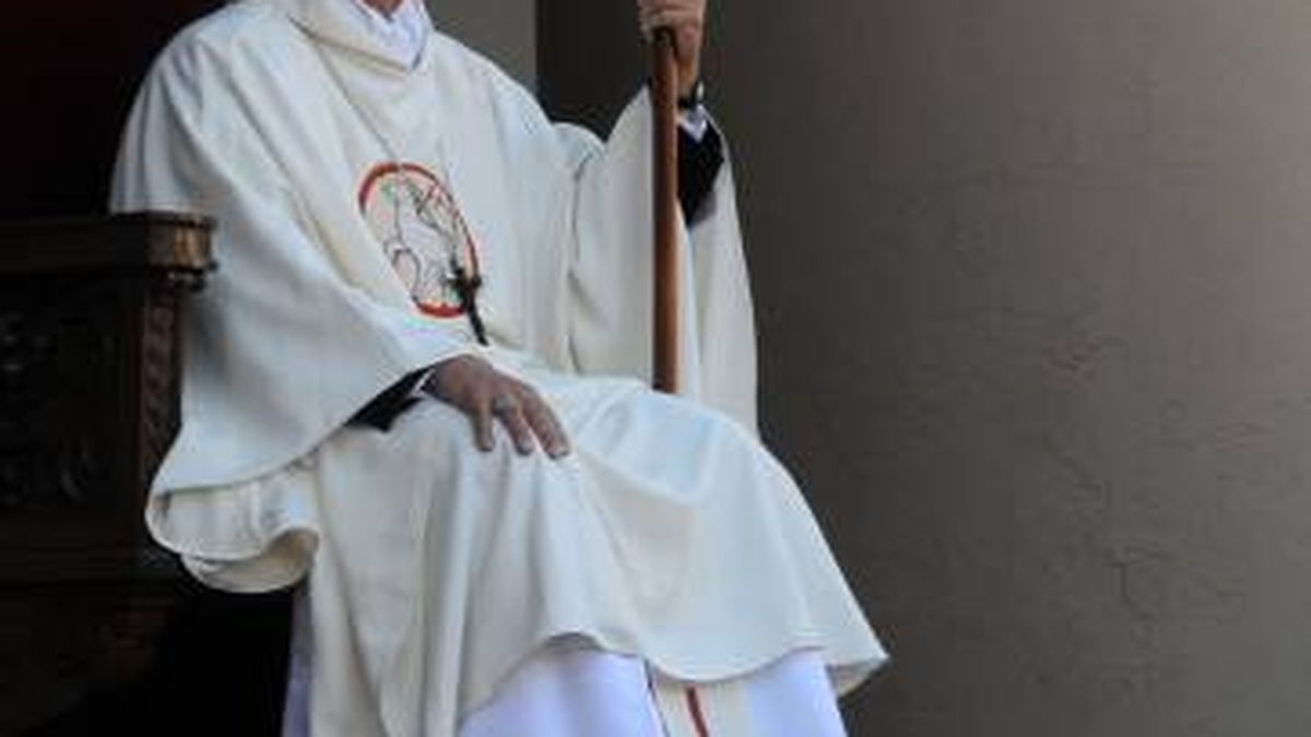 Fuerte presencia K para la asunción de monseñor Poli